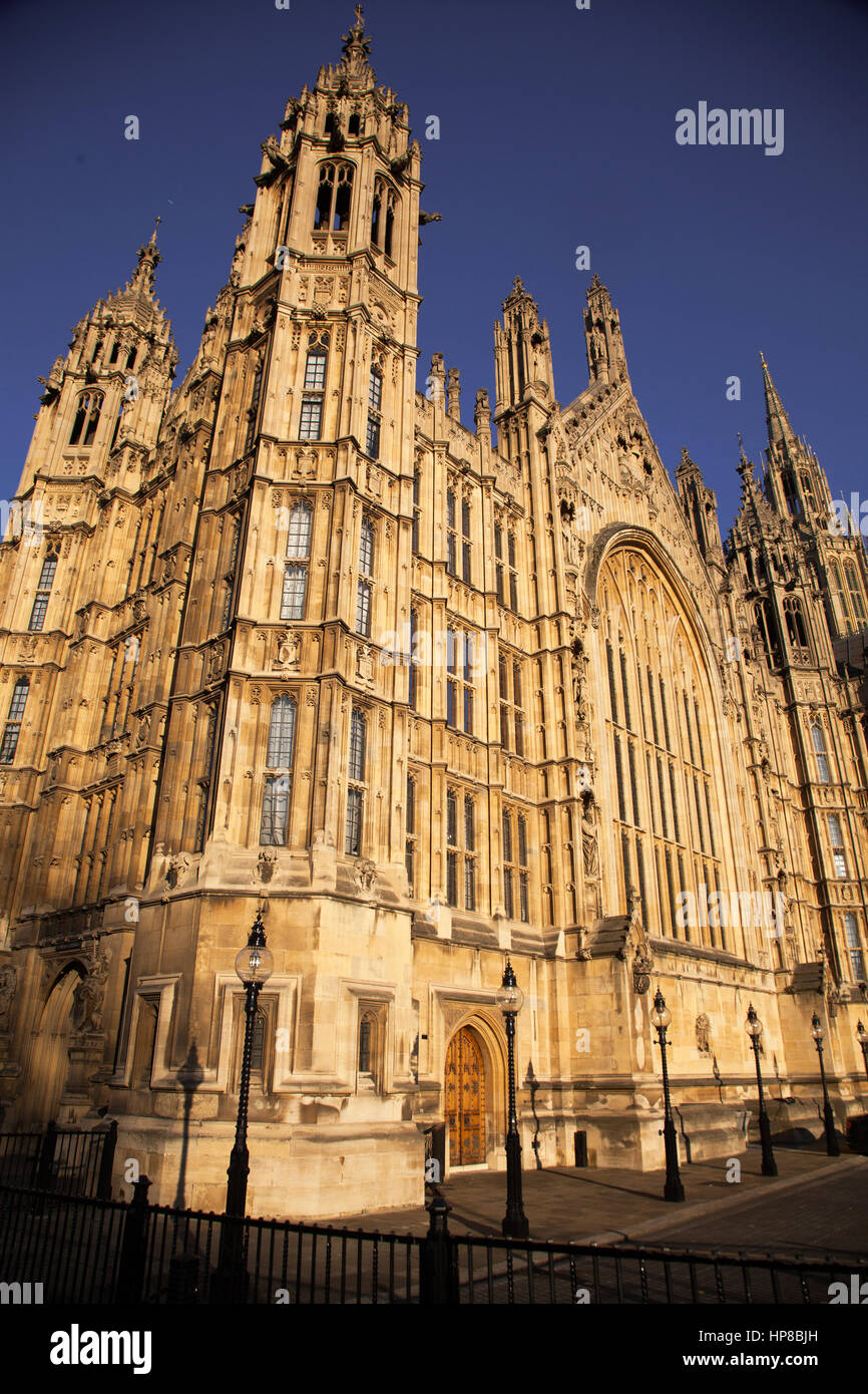 iconic Big Ben and Houses of Parliament, London, UK Stock Photo - Alamy