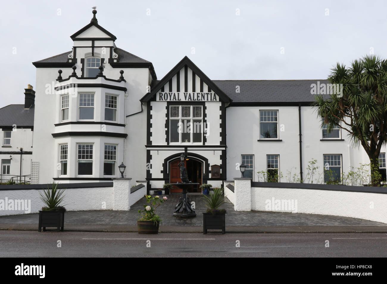 The Royal Valentia - the hotel in Knightstown, Valentia Island, County ...