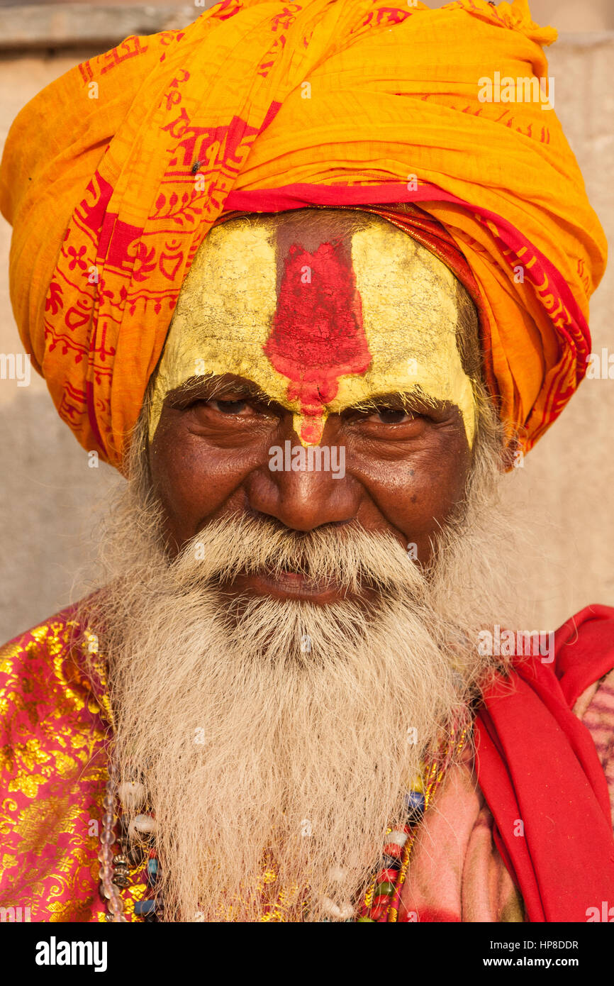 Face paint markings hi-res stock photography and images - Alamy