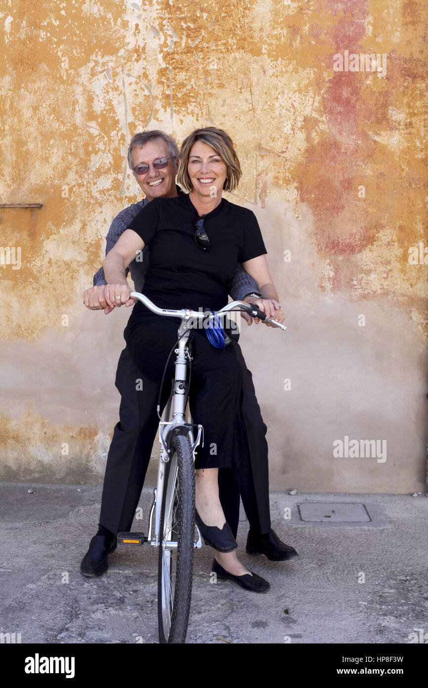 Tony wheeler hi-res stock photography and images - Alamy