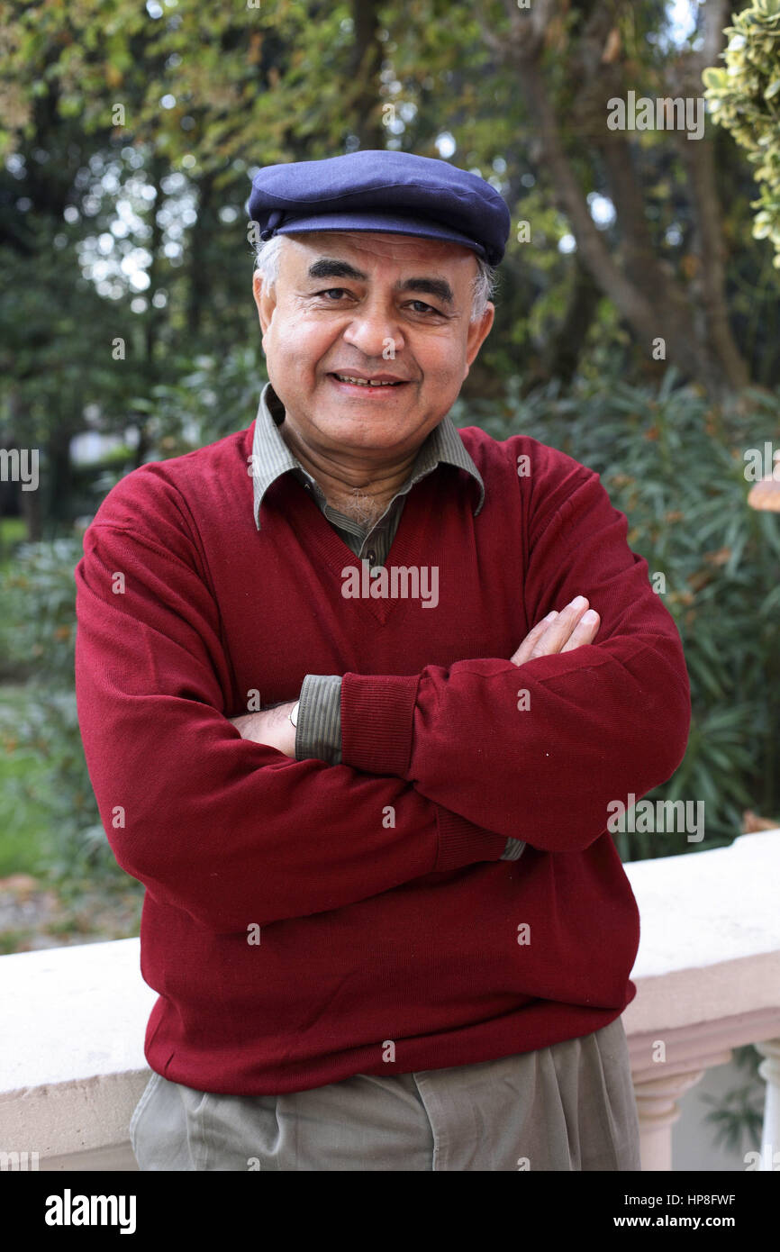 Gurcharan das hi-res stock photography and images - Alamy