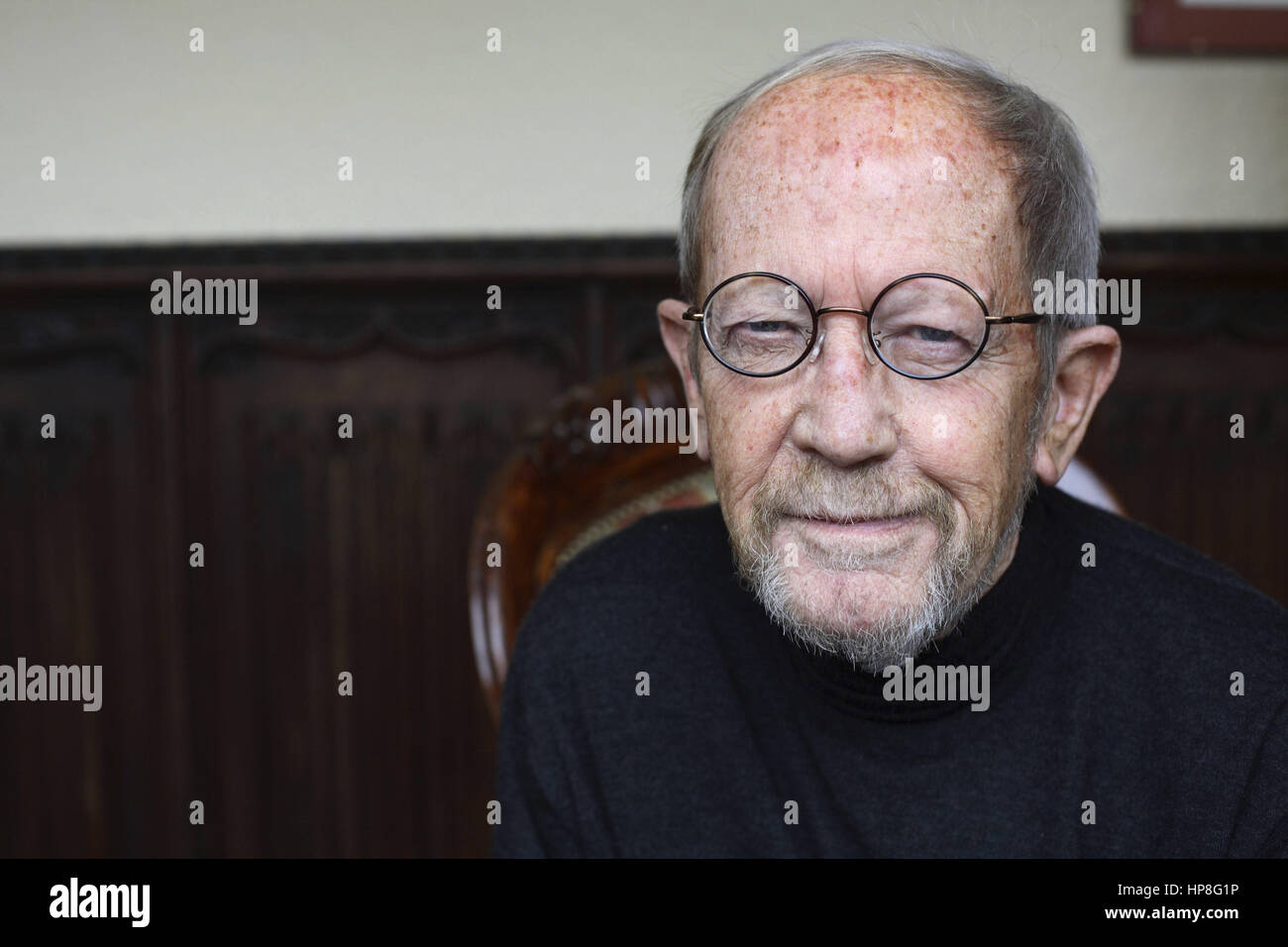 Elmore leonard portrait hi-res stock photography and images - Alamy