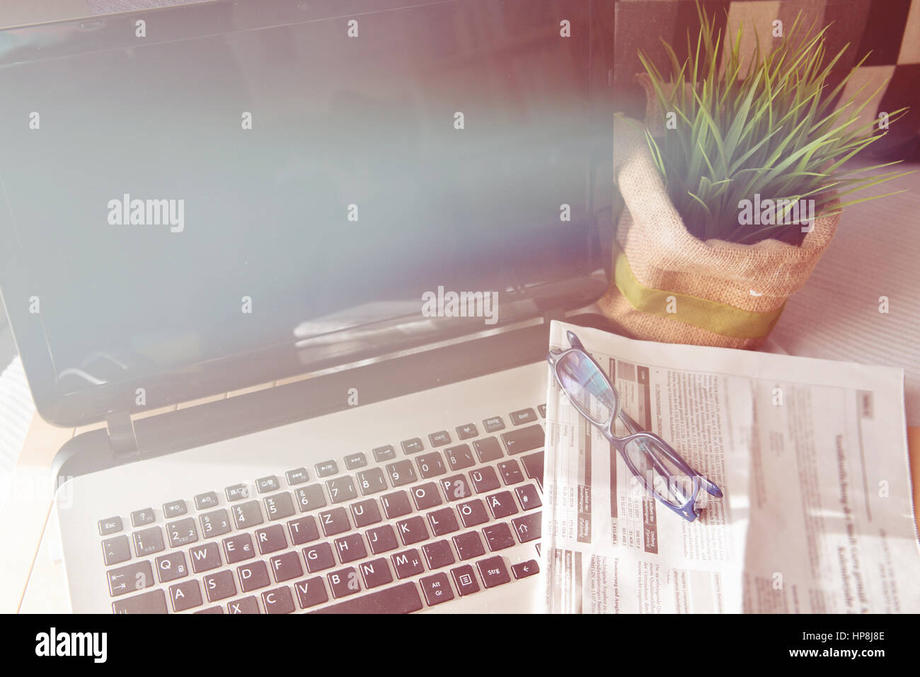 Newspaper office interior hi-res stock photography and images - Alamy