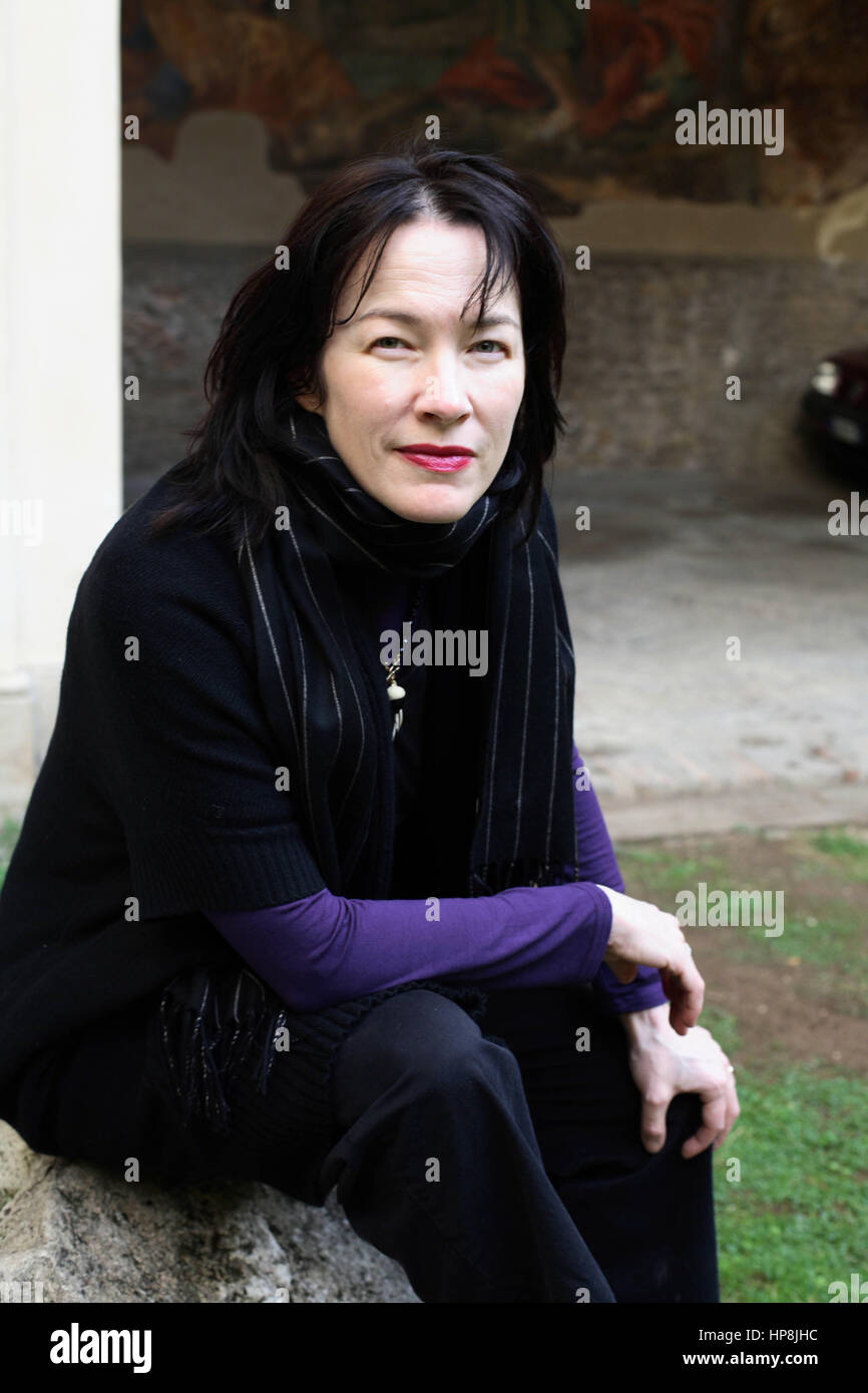 Alice sebold hi-res stock photography and images - Alamy