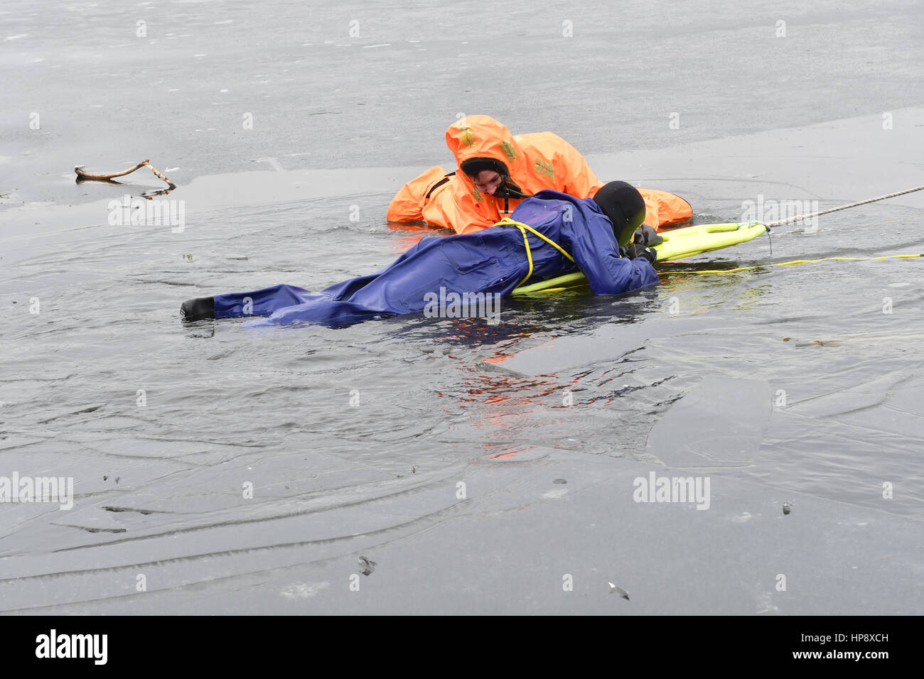 Berlin, Germany. 19th Feb, 2017. Members of the German Life Saving ...