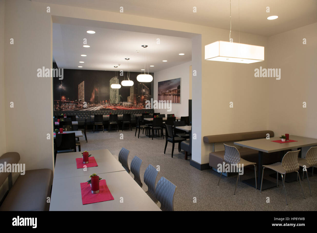 Berlin, Germany. 17th Feb, 2017. The dining room of the youth hostel at ...