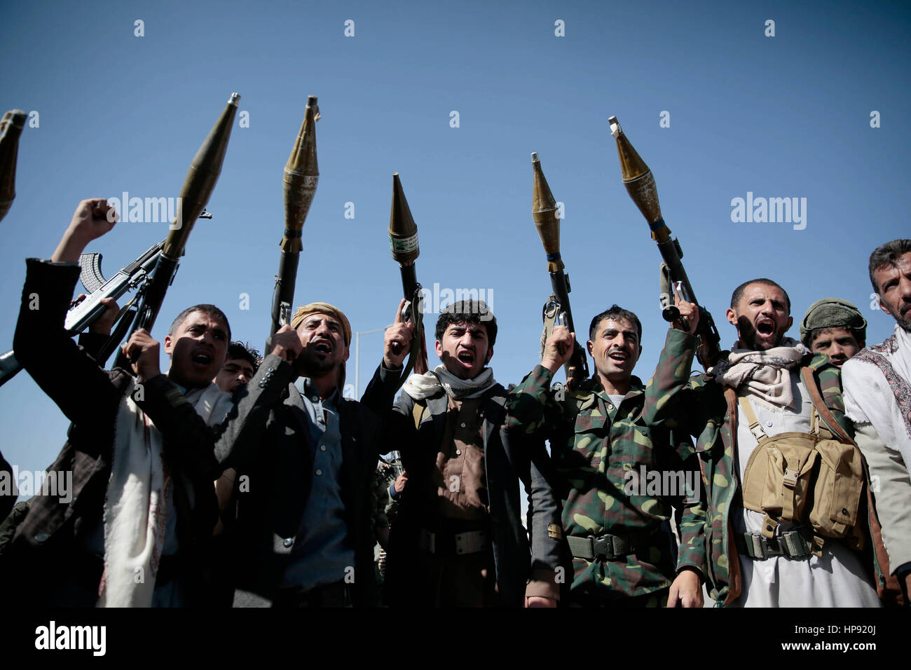 January 17, 2017 - Houthi rebel fighters fighting in Sana'a against the ...