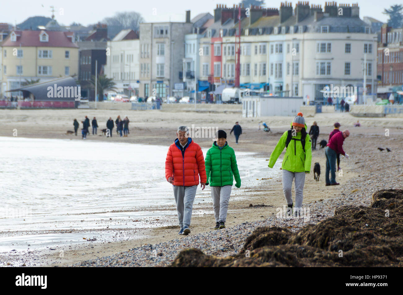 Weymouth, Dorset, UK. 20th Feb, 2017. UK Weather. Walkers enjoying a ...