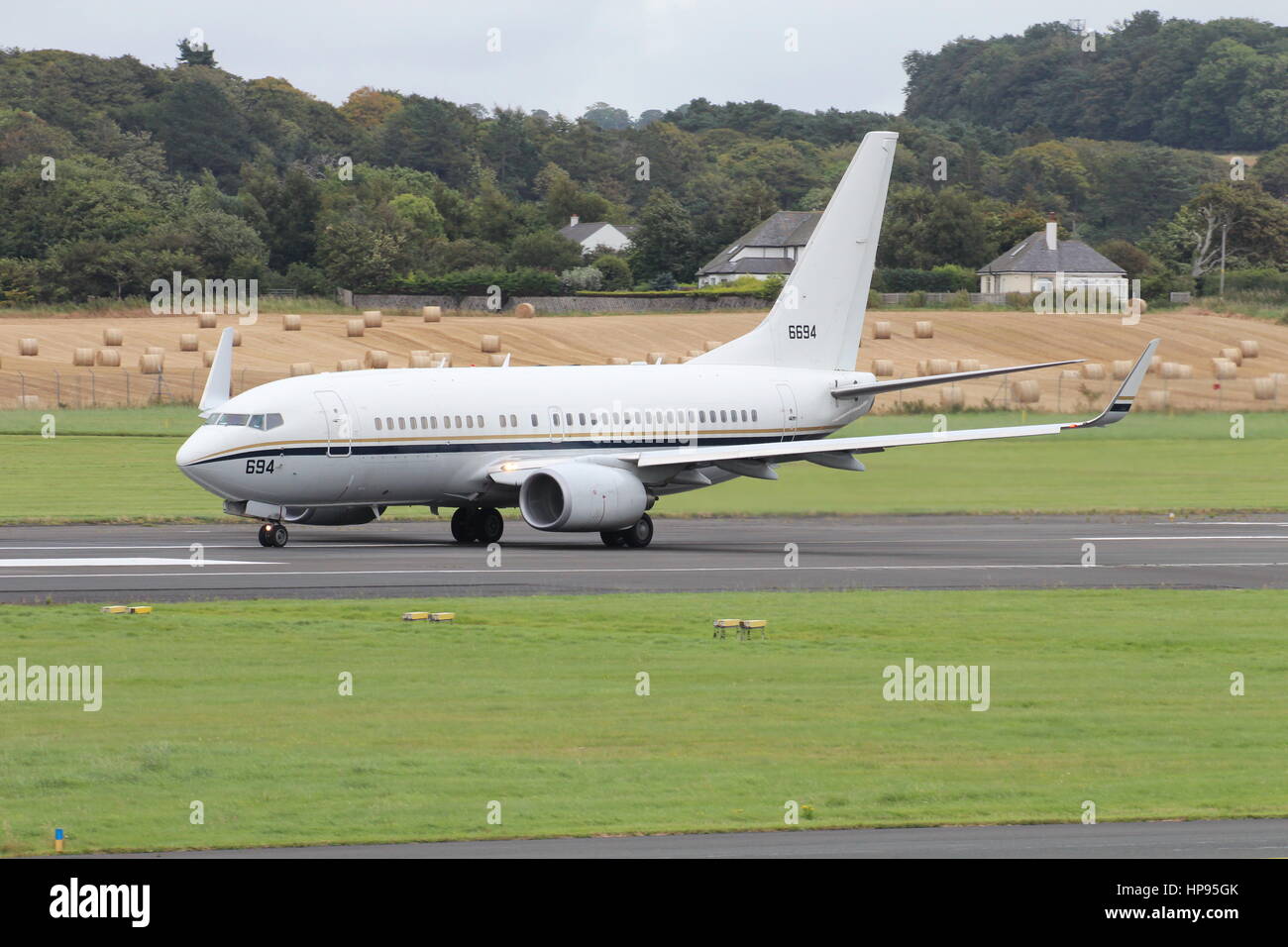 Boeing c 40 clipper hi-res stock photography and images - Alamy