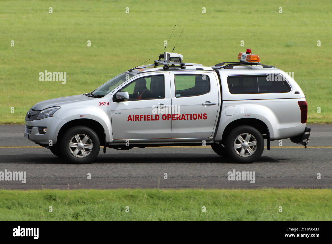 Isuzu pickup truck max hi-res stock photography and images - Alamy