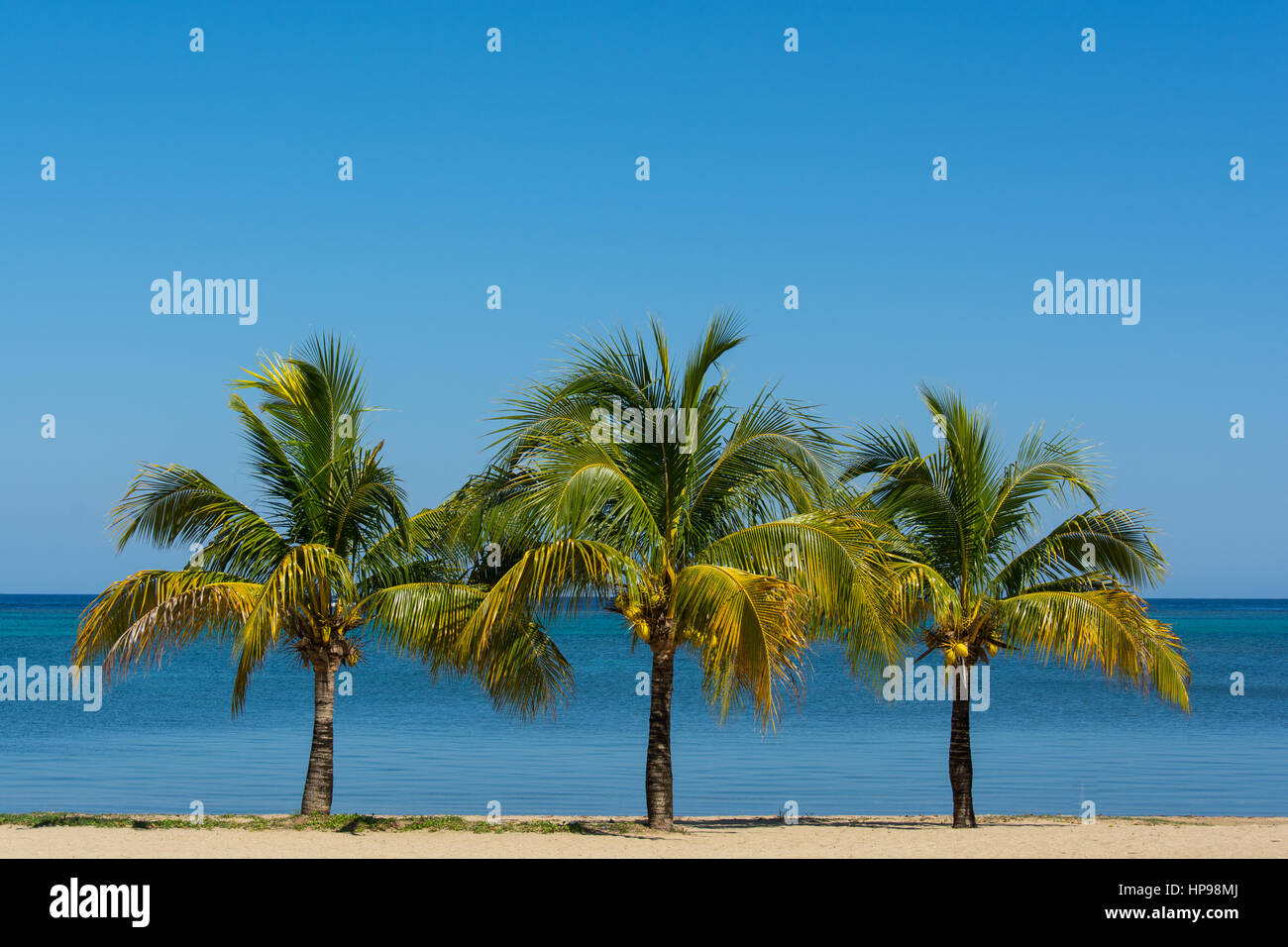 Warm sunny beach scene hi-res stock photography and images - Alamy