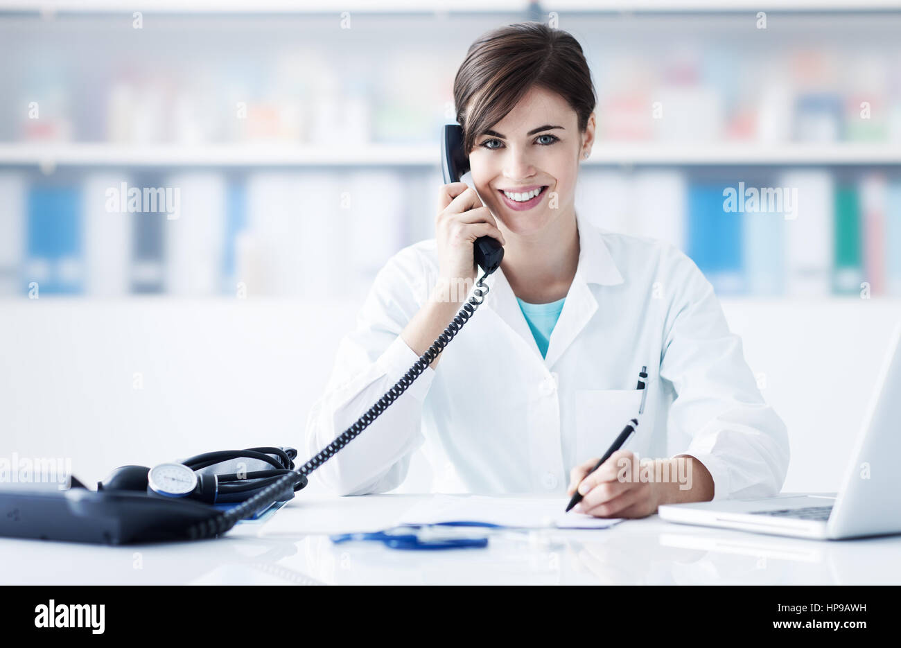 Doctor calls hi-res stock photography and images - Alamy