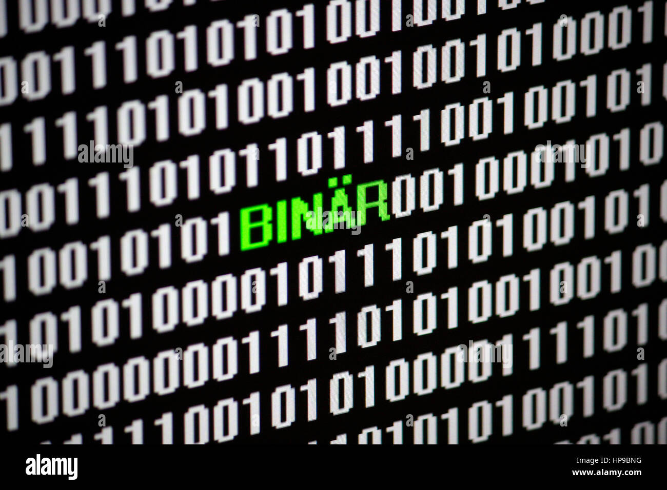 Symbolbild: digitales Leben: binaer Stock Photo - Alamy