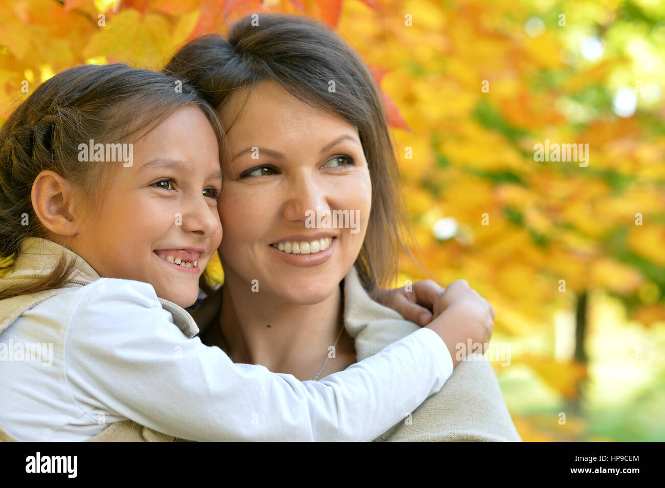 young mother and daughter Stock Photo - Alamy