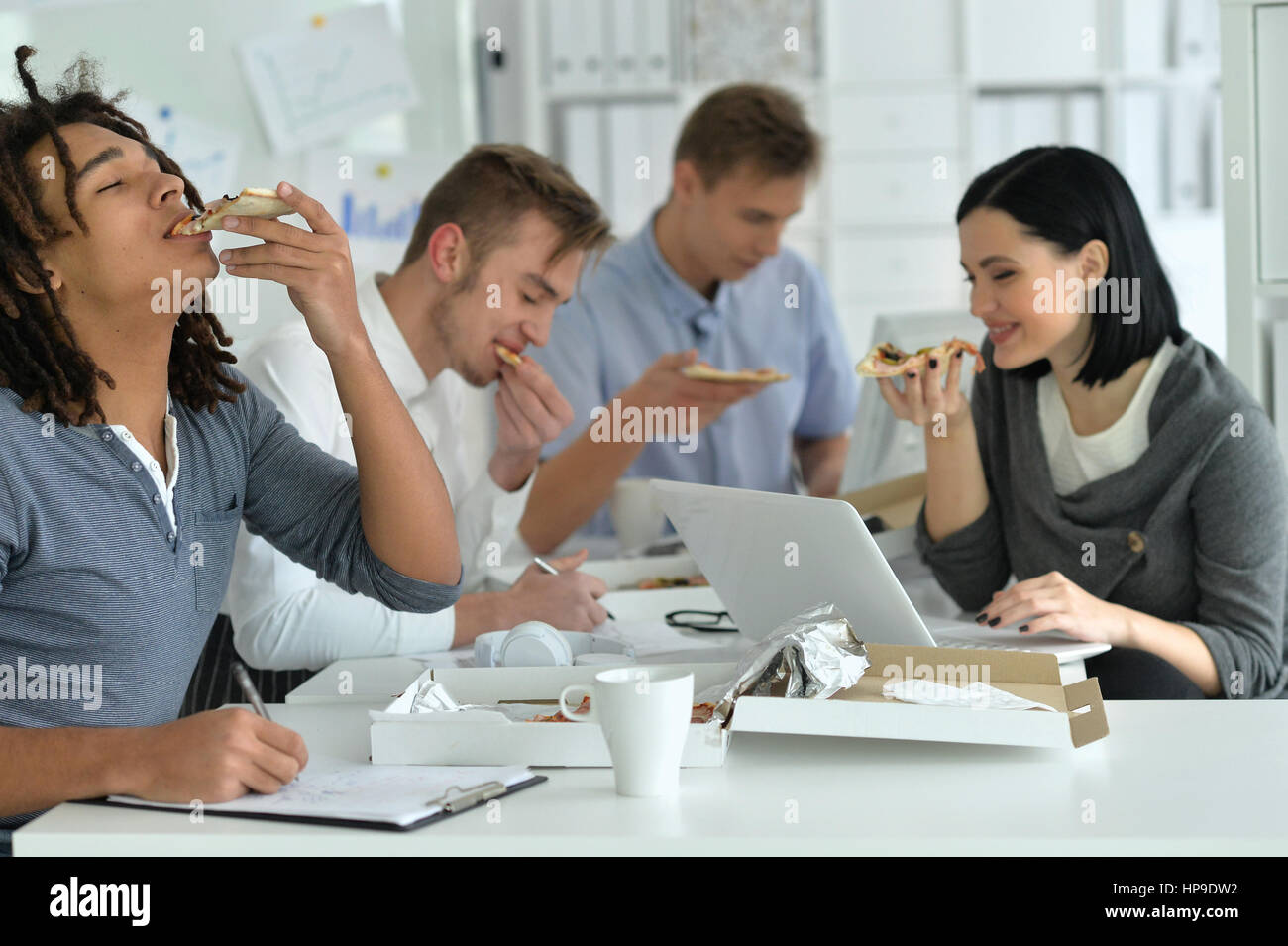 young people on break Stock Photo - Alamy