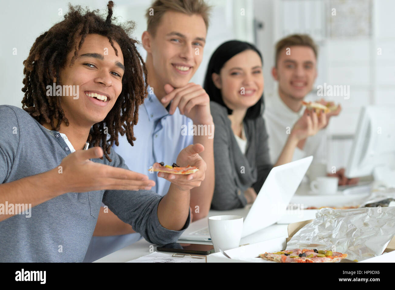 young people on break Stock Photo - Alamy