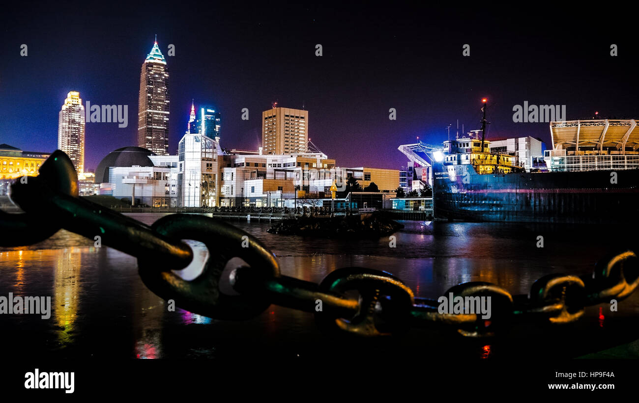 Cleveland Script and Skyline Stock Photo - Alamy