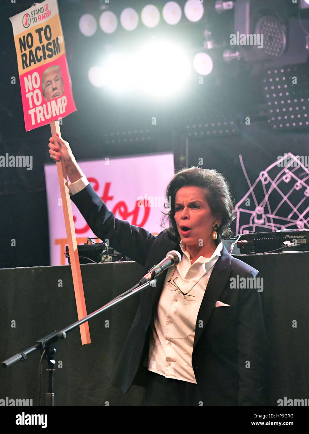 Bianca Jagger addresses demonstrators as they attend a rally in ...