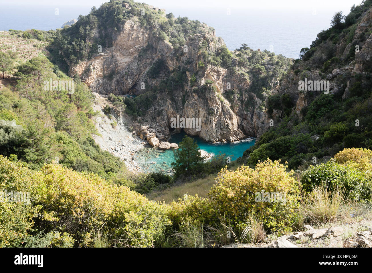 Delik deniz hi-res stock photography and images - Alamy
