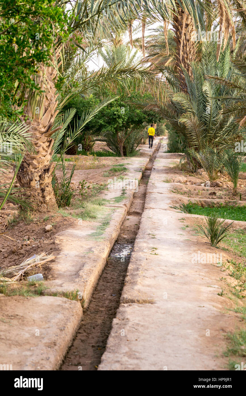 Channel irrigation hi-res stock photography and images - Alamy