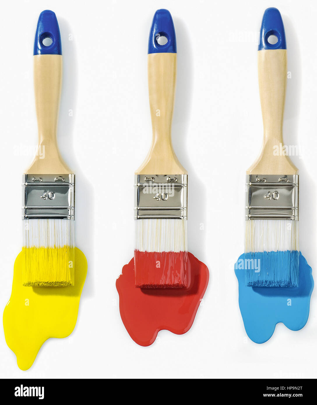 Drei Pinsel mit Farben Stock Photo - Alamy