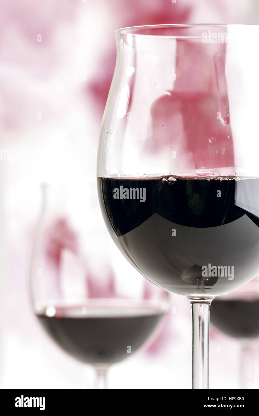 Glas rotwein hi-res stock photography and images - Alamy