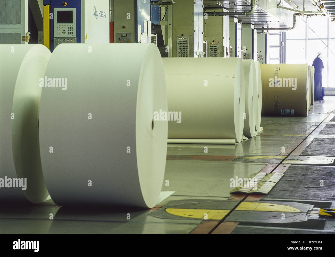 Papermill manufacturing hi-res stock photography and images - Alamy