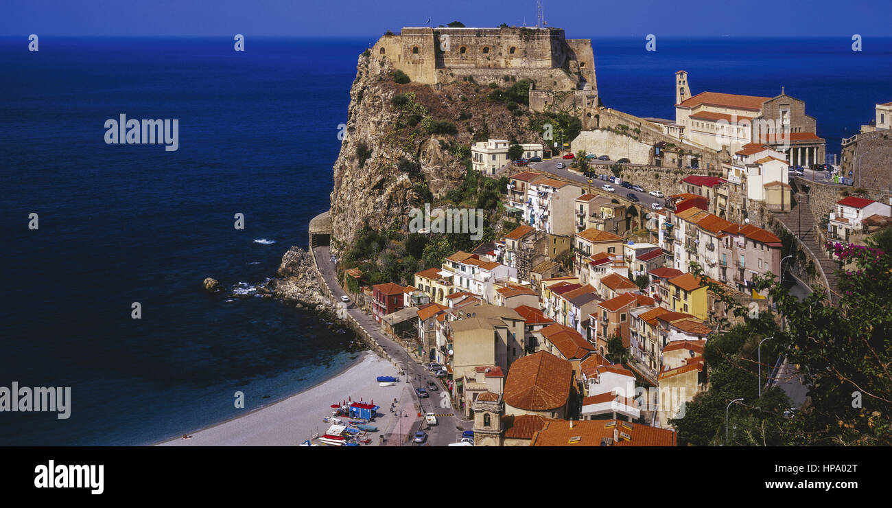 Kuestenort Scilla, Tyrrhenische Kueste, Kalabrien, Italien Stock Photo ...