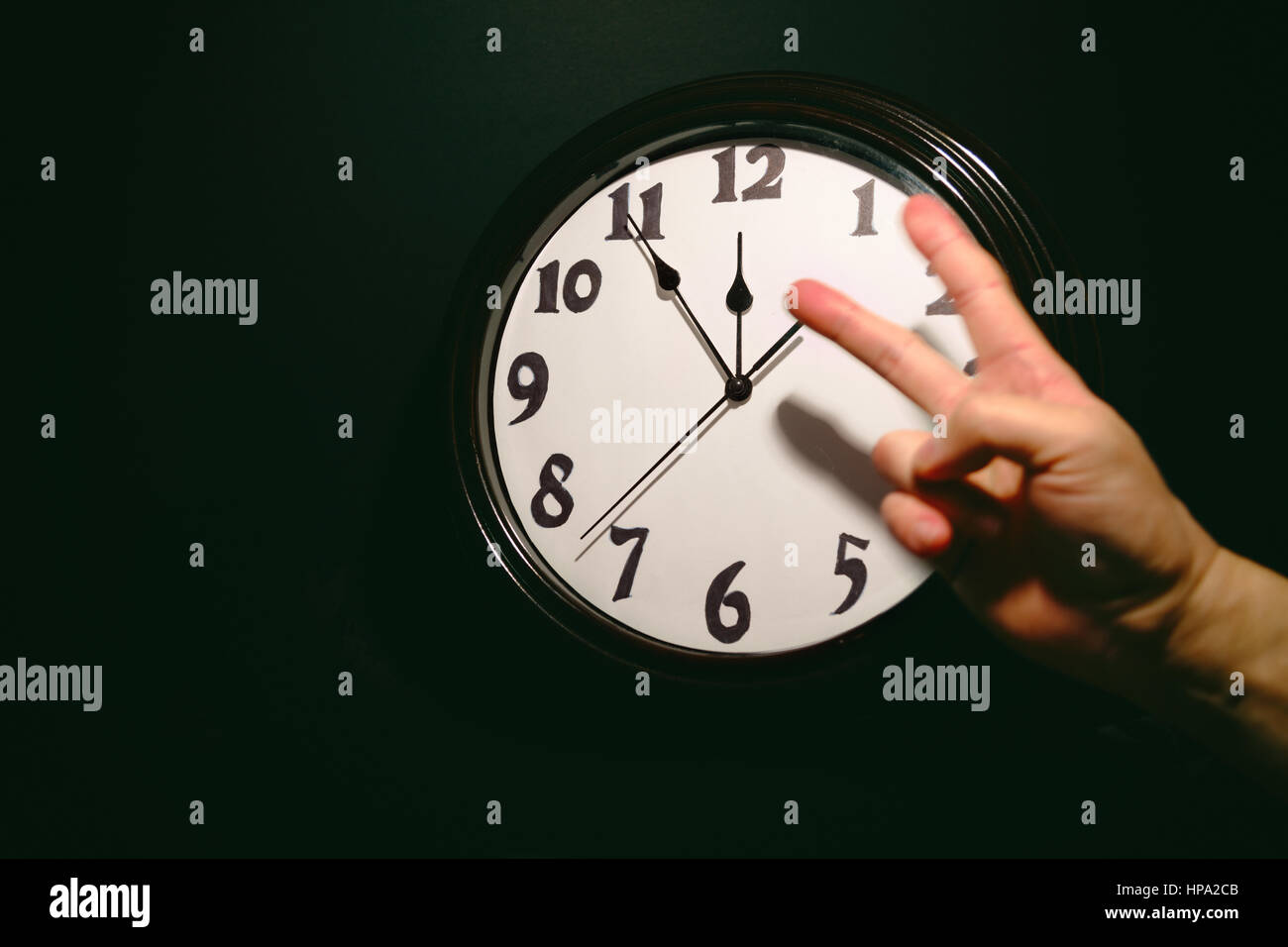 wall clock face and victory sign, concept of success Stock Photo - Alamy