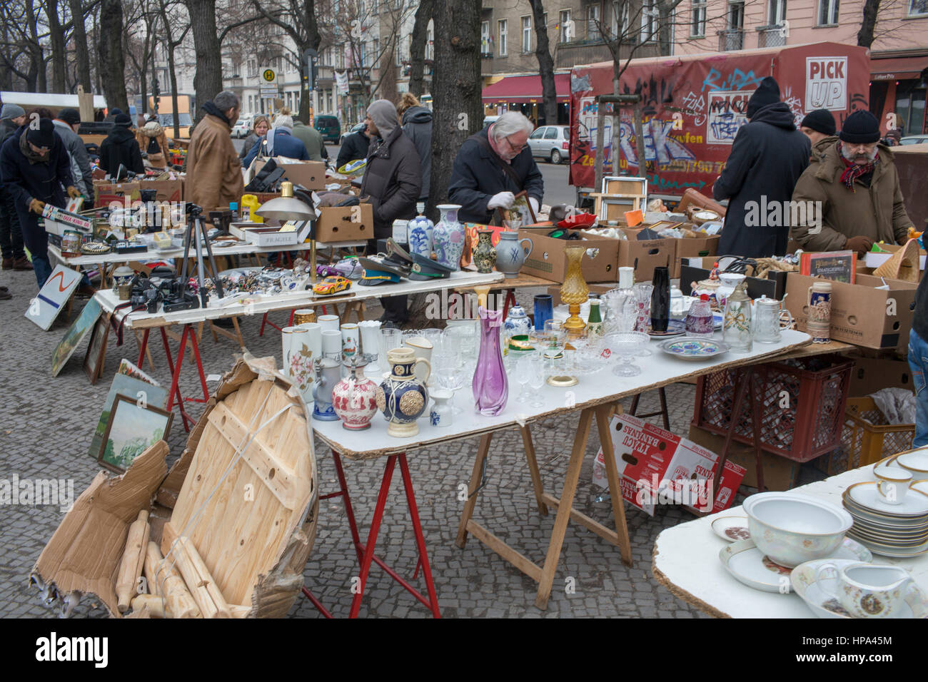 Flea market at the Arkonaplatz in Berlin, Germany Stock Photo - Alamy