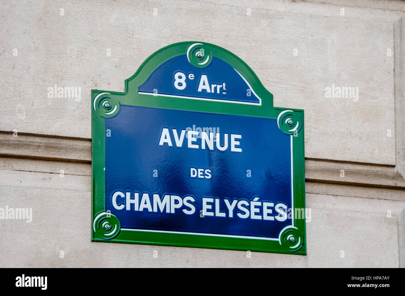 Paris france road sign hi-res stock photography and images - Alamy