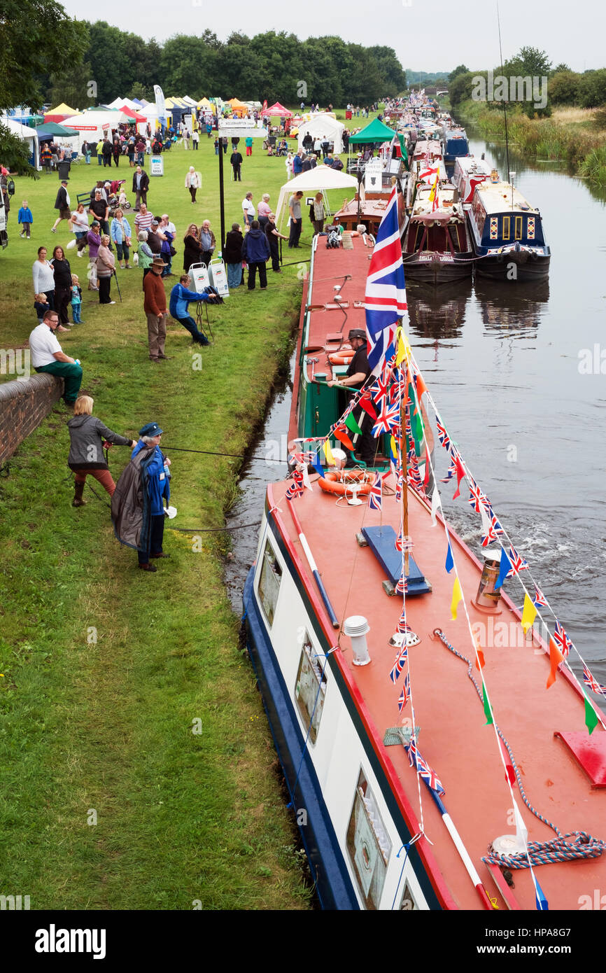 Lines of narrowboats moored at the Inland Waterways Association Pelsall ...