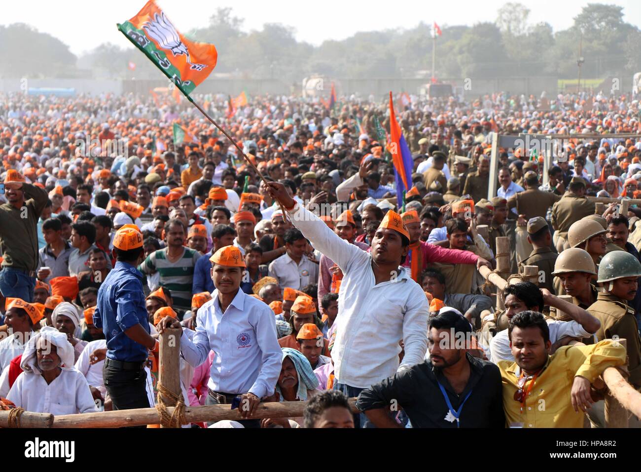 Allahabad, India. 20th Feb, 2017. People attend the election campaign ...