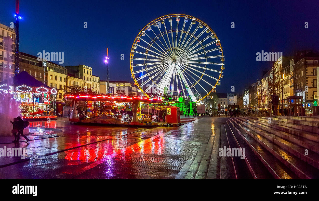 Ferris wheel at a traveling funfair in Clermont-Ferrand, France, Europe ...