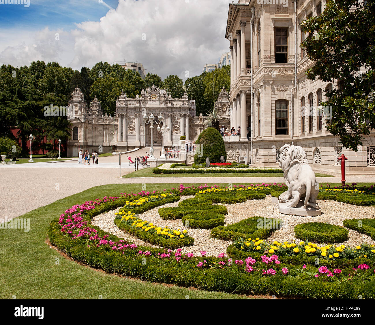 The dolmabahce palace hi-res stock photography and images - Alamy