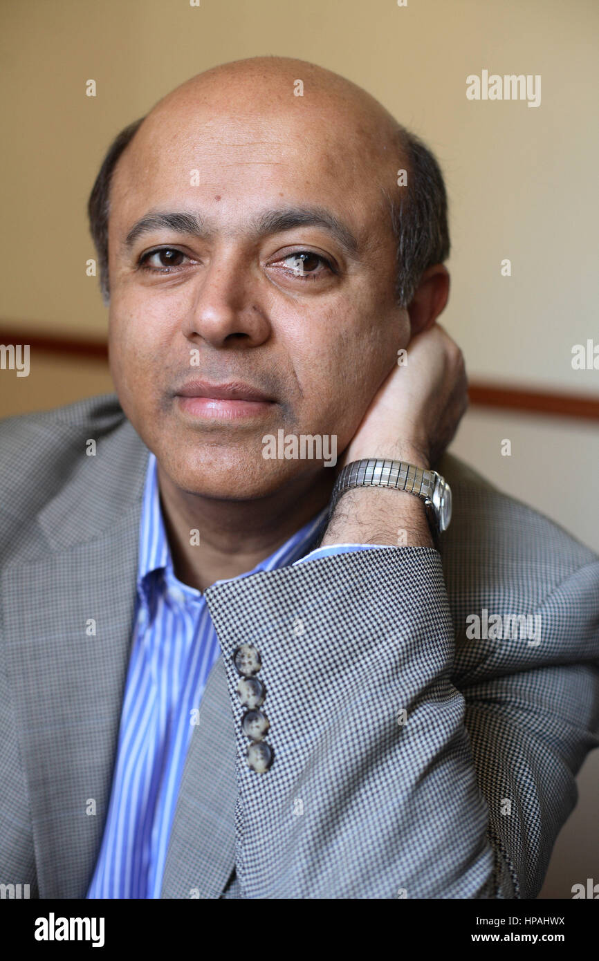 VERGHESE Abraham - Date : 20100312 ©Basso Cannarsa/Opale Stock Photo ...