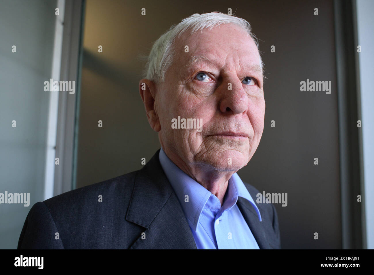 Hans magnus hi-res stock photography and images - Alamy