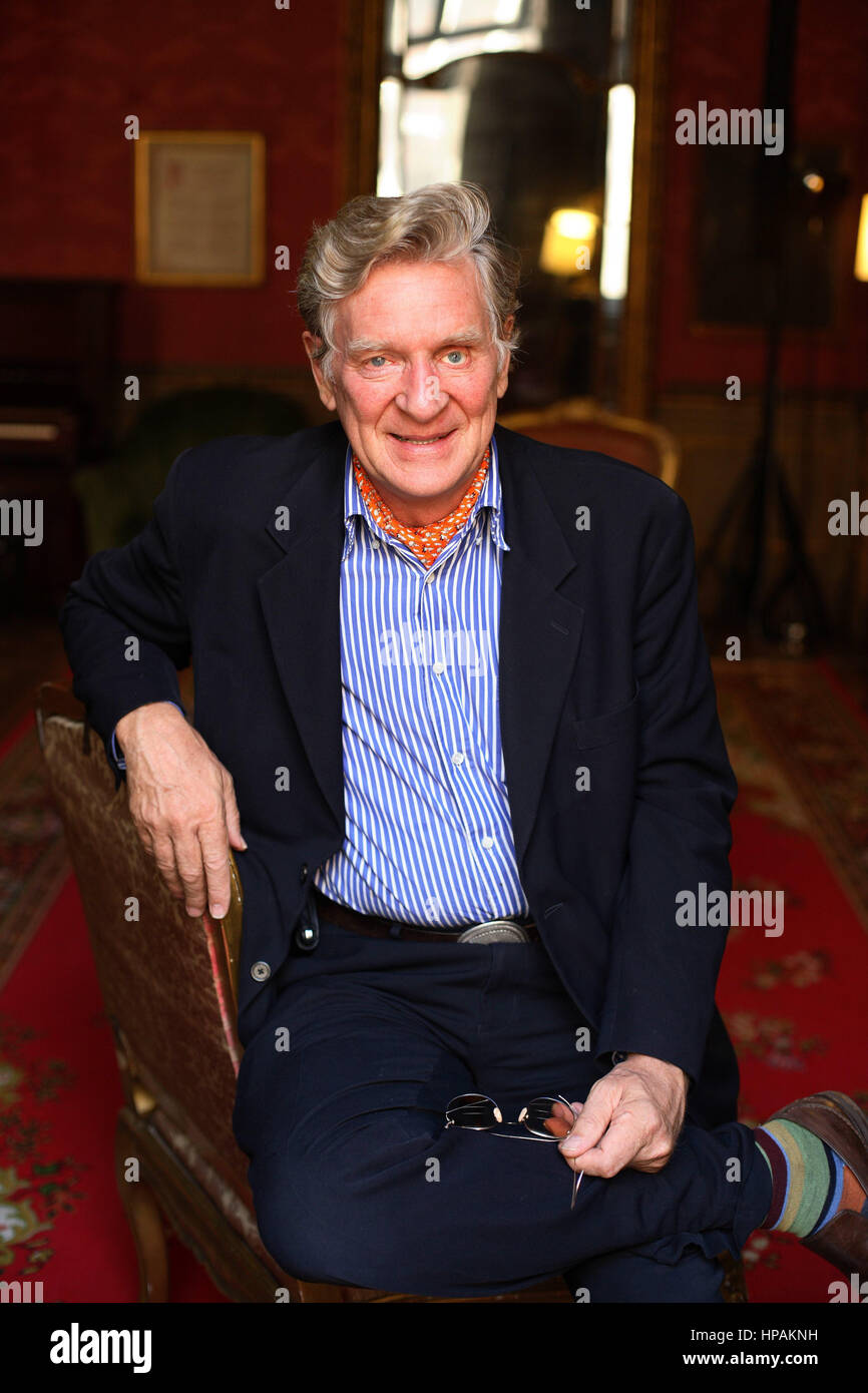 Robert farrar hi-res stock photography and images - Alamy