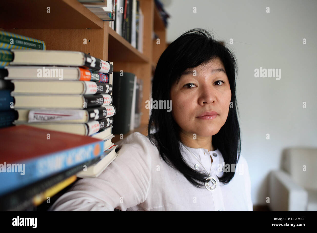 Kyung sook hi-res stock photography and images - Alamy