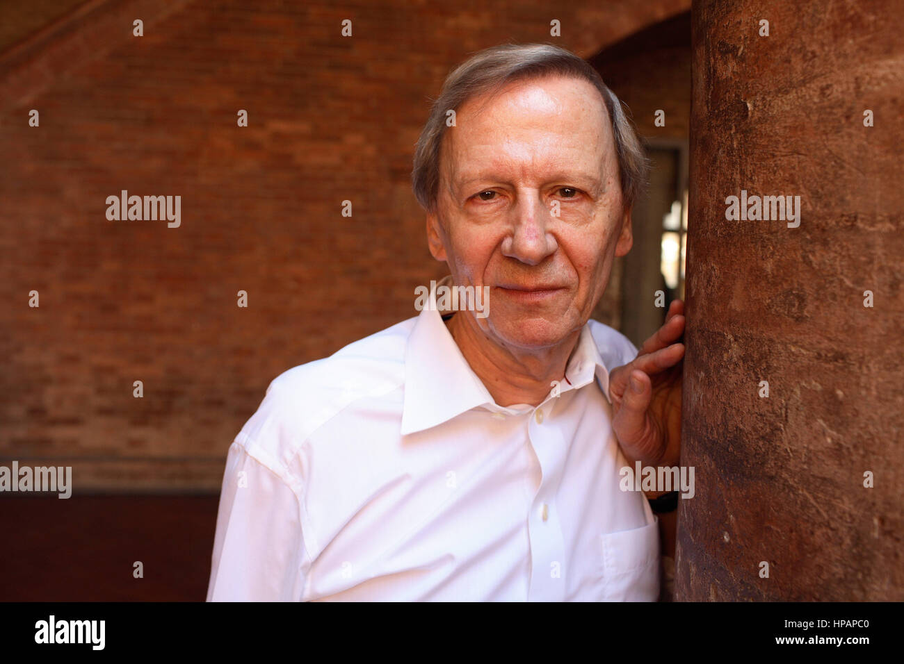 Anthony giddens hi-res stock photography and images - Alamy
