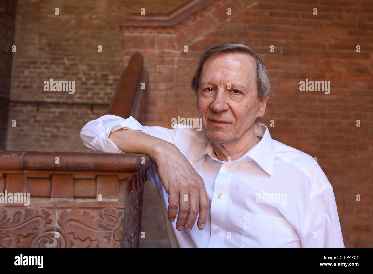 Anthony giddens hi-res stock photography and images - Alamy