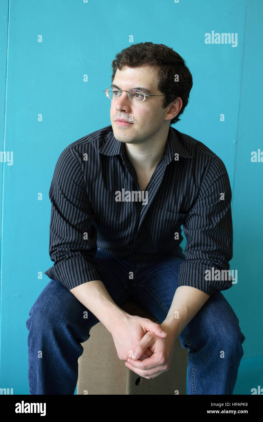 Christopher paolini hi-res stock photography and images - Alamy
