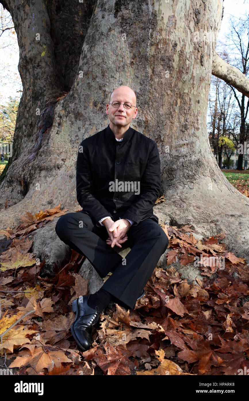 Jan philipp sendker hi-res stock photography and images - Alamy