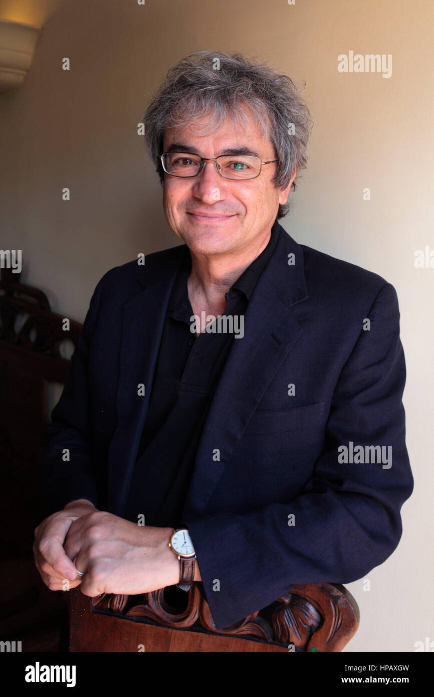Carlo rovelli hi-res stock photography and images - Alamy