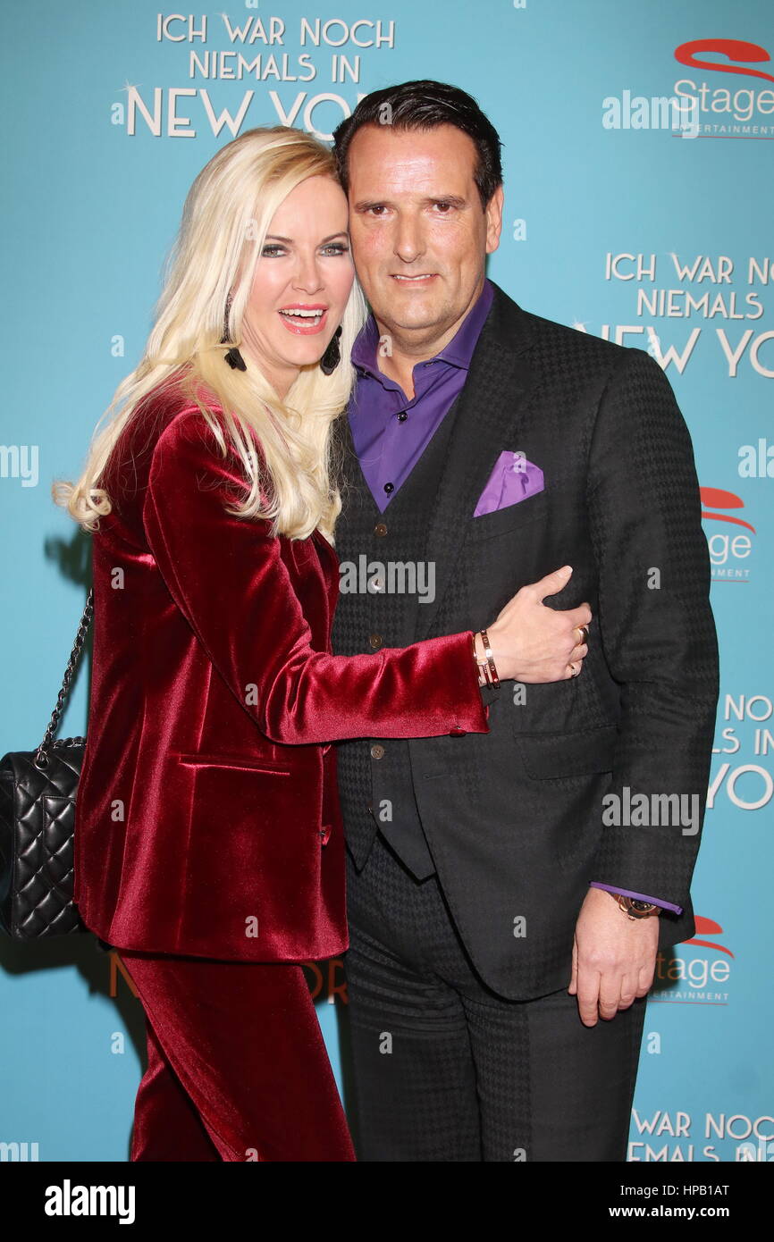 Premiere of I've Never Been to New York' at Stage Theater Featuring ...