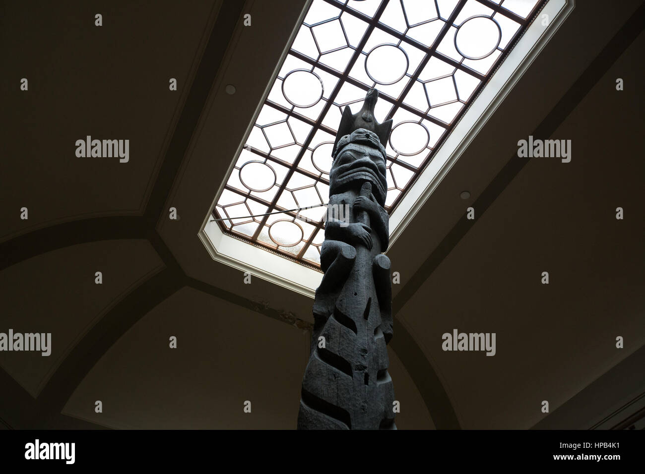 Totem pole inside Toronto Museum Stock Photo - Alamy