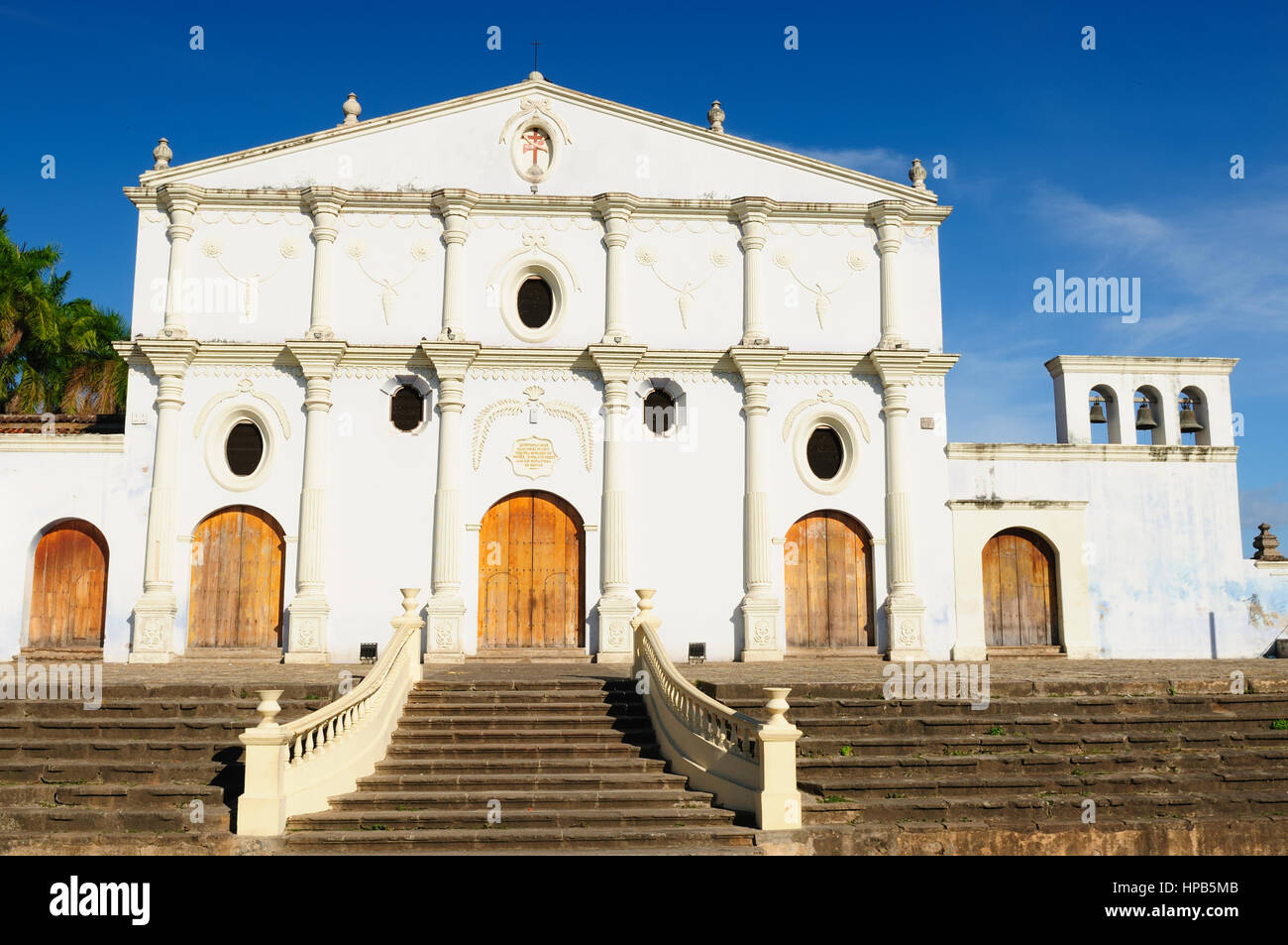 Granada colonial architecture hi-res stock photography and images - Alamy