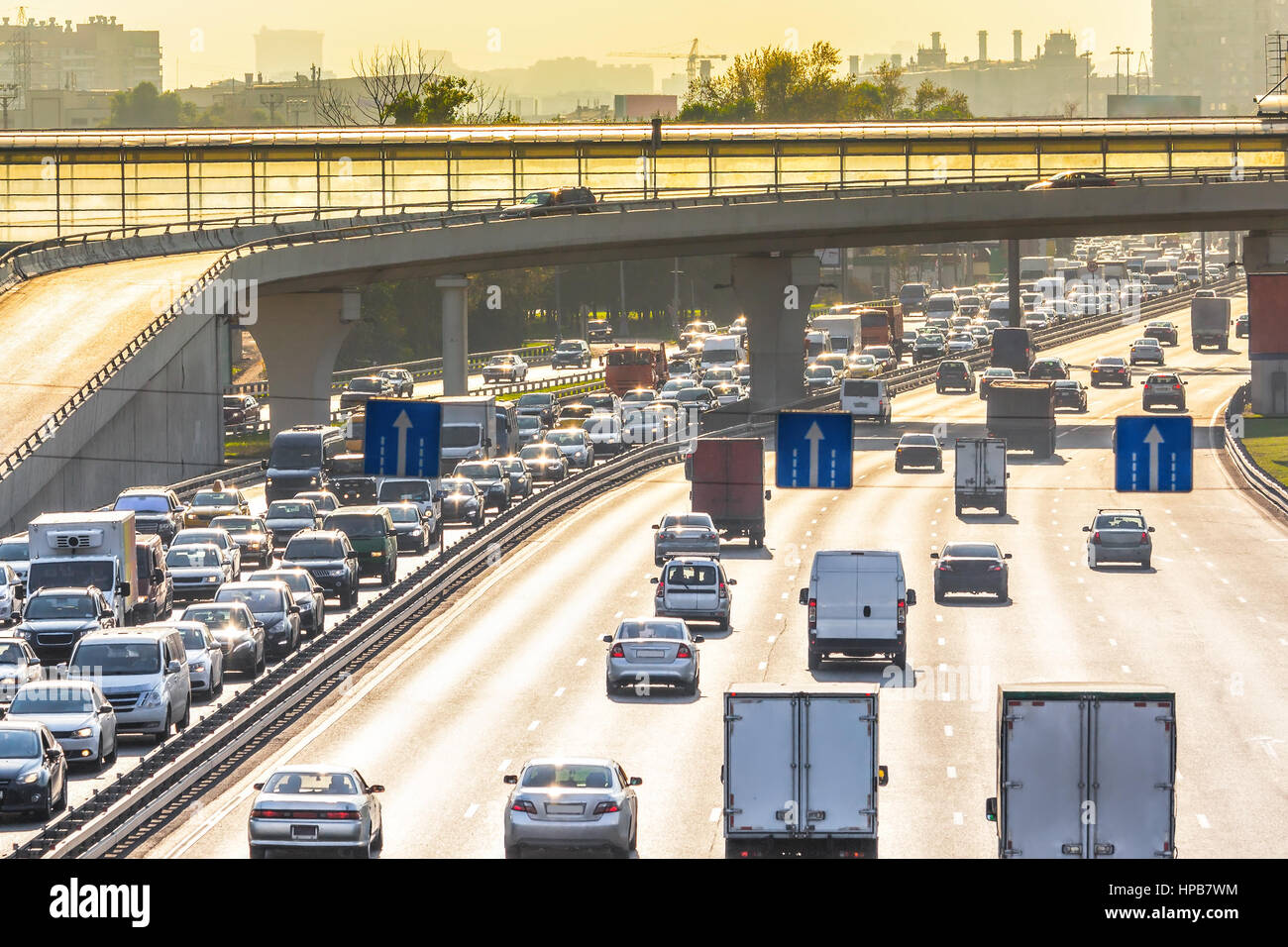 Heavy vehicle highway hi-res stock photography and images - Alamy