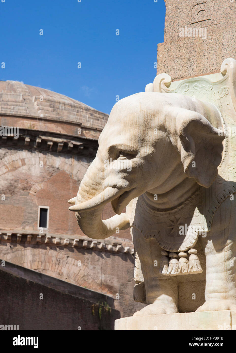 Bernini's 'Little Elephant' in Piazza della Minerva with The Pantheon ...