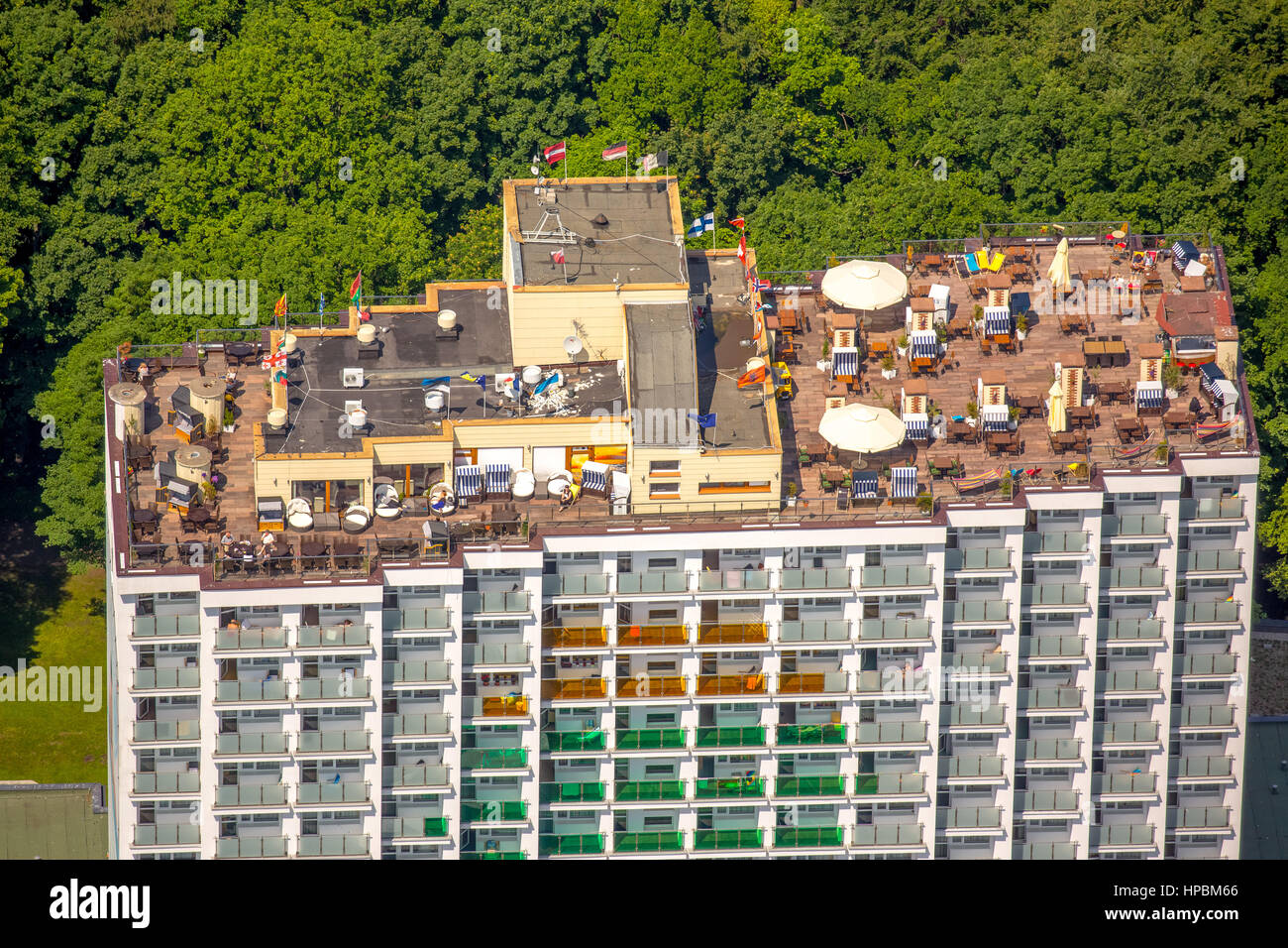 High rise roof hi-res stock photography and images - Alamy